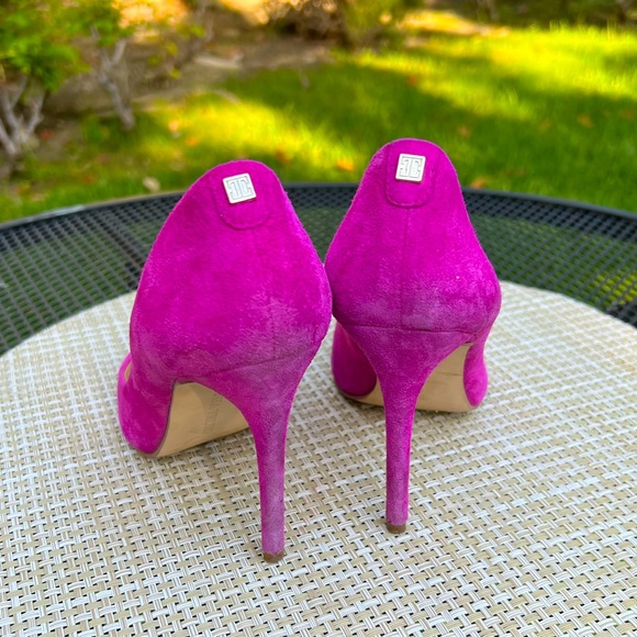 Ivanka Trump | Shoes | Ivanka Trump Suede Pumps | Poshmark